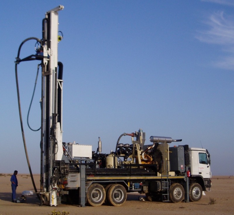 Machines de Forage RC & DTH - Smart Testing & Drilling Equipments