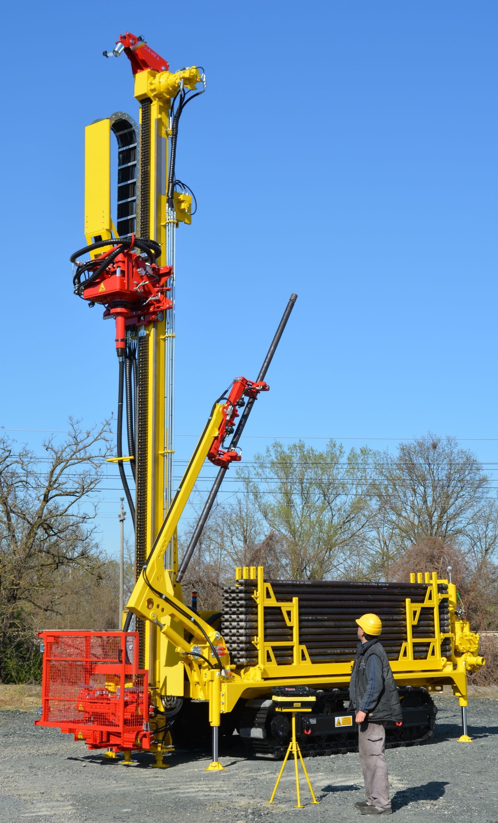 Machines de Forage Polyvalentes - Smart Testing & Drilling Equipments