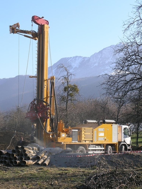 Machines de Forage Polyvalentes - Smart Testing & Drilling Equipments